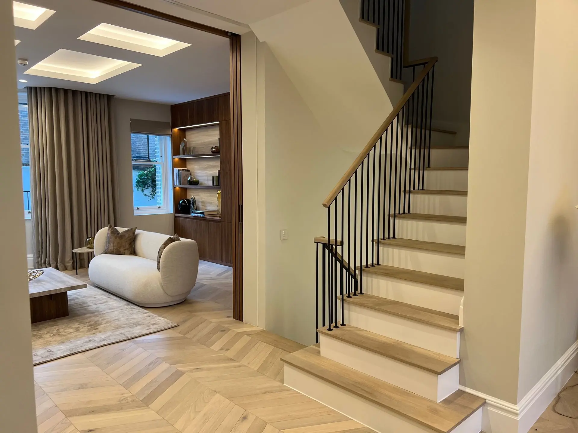 Top 10 Bespoke Staircase Trends for 2025: Modern, Luxury & Innovative